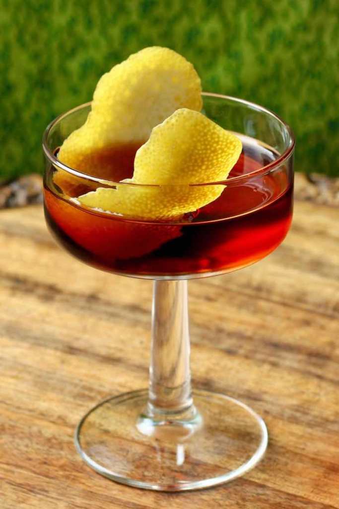 Star - Classic Recipe & History - Vintage American Cocktails