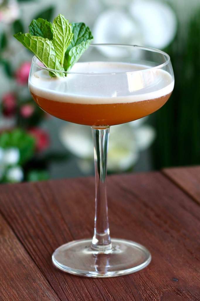 Old Cuban - Recipe & History - Vintage American Cocktails